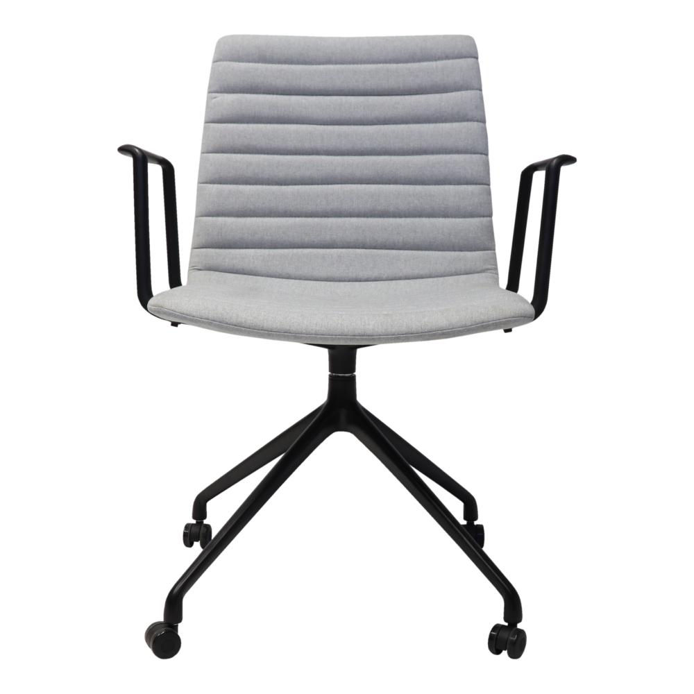 PIXEL Visitors Chair